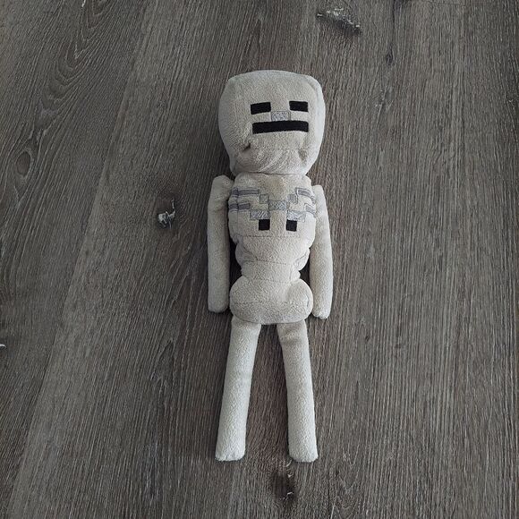 Minecraft | Toys | Minecraft Skeleton3 Plush Toy Jinx Mojang Stuffed ...